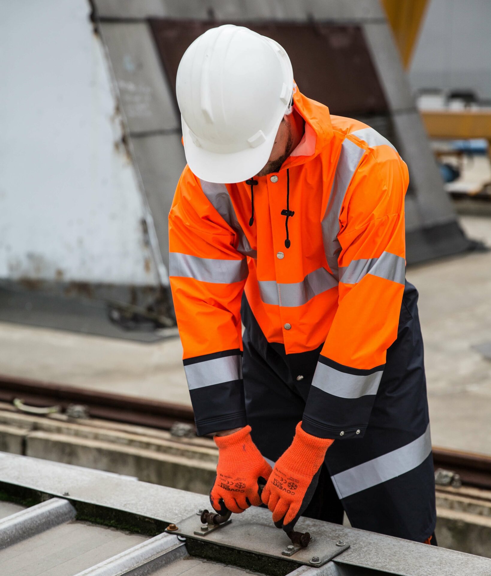 Cold Stress at Work: Health Risks & Prevention - Apex Enviro